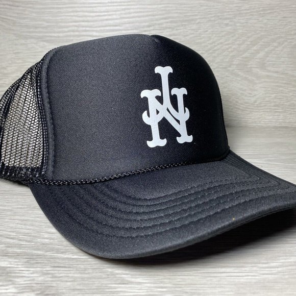 OTTO | Accessories | New York Mets Upside Down Black Trucker Snapback ...
